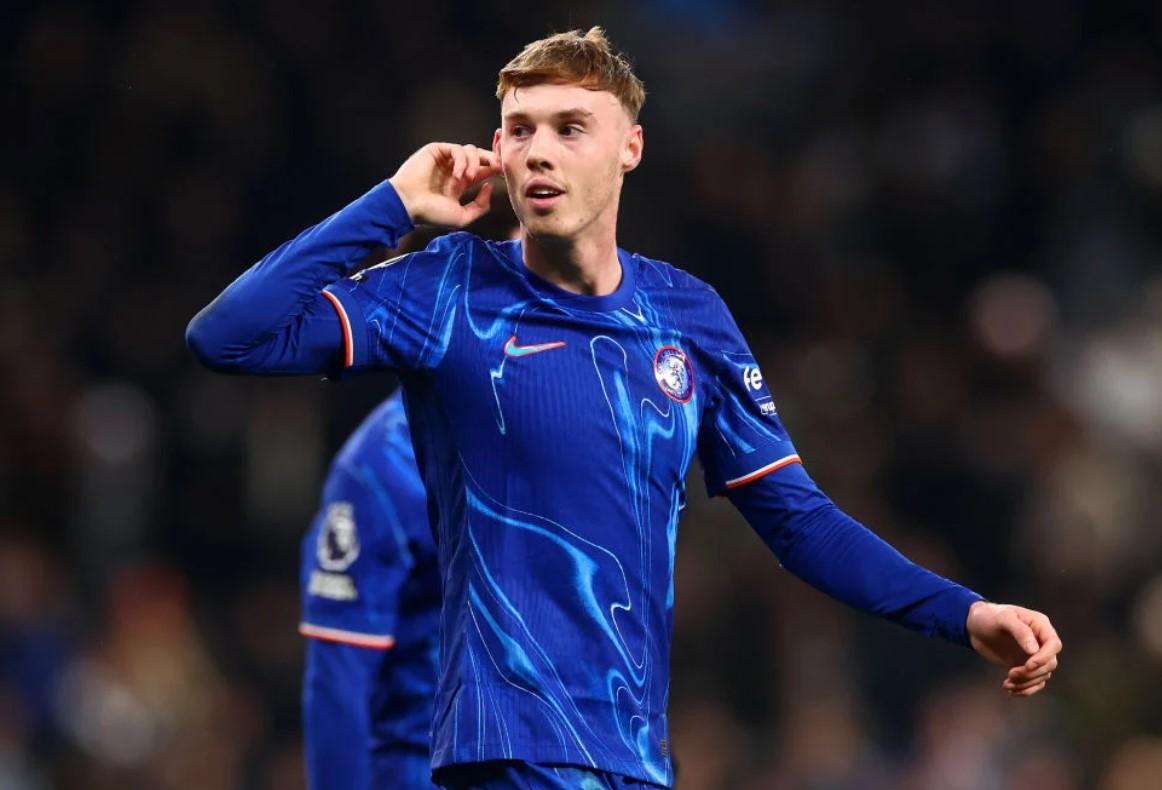 'Cole Palmer là cầu thủ xuất sắc nhất NHA hơn 1 năm qua'