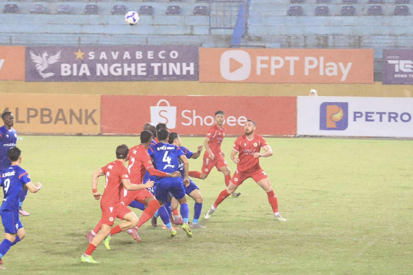 Kết quả - tỷ số CAHN vs PVF CAND: Bám sát ngôi đầu