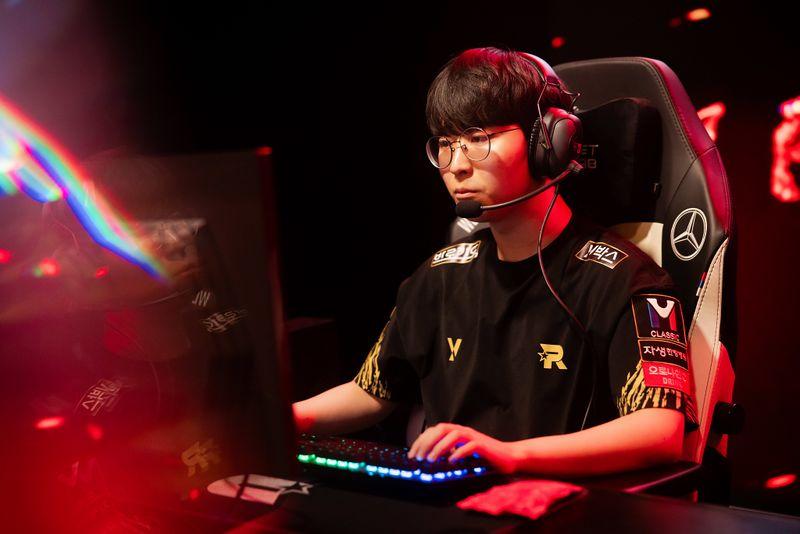 Kiin là ai? Tiểu sử Kinn - Đường trên vững chắc của Gen.G