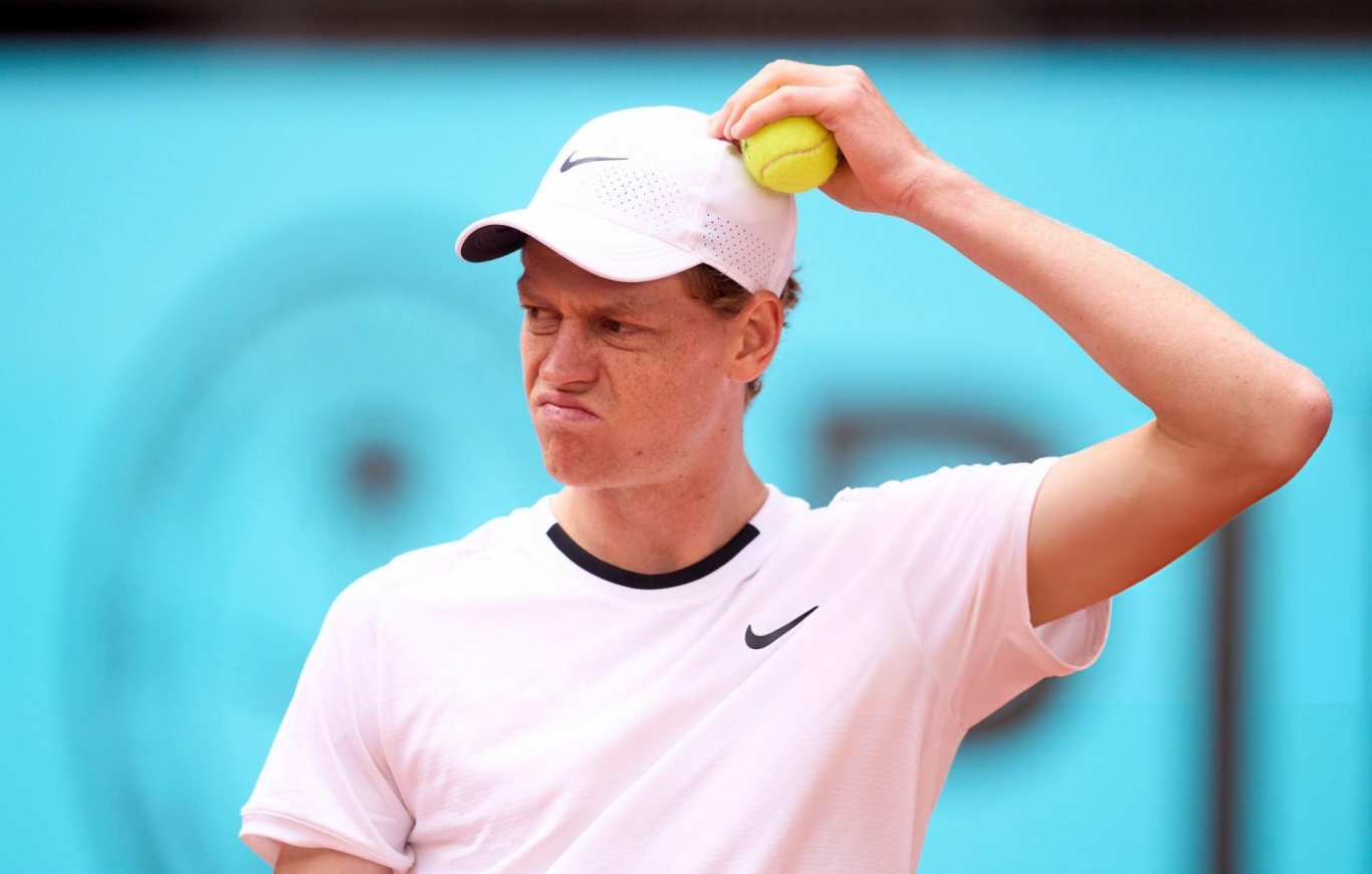 Hạt giống số 1 Jannik Sinner bỏ Madrid Open 2024 giữa chừng