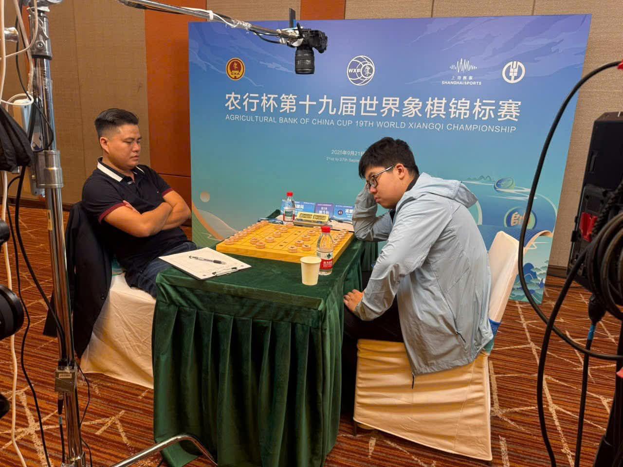 Lại Lý Huynh duy trì mạch bất bại ở giải cờ tướng thế giới 2025