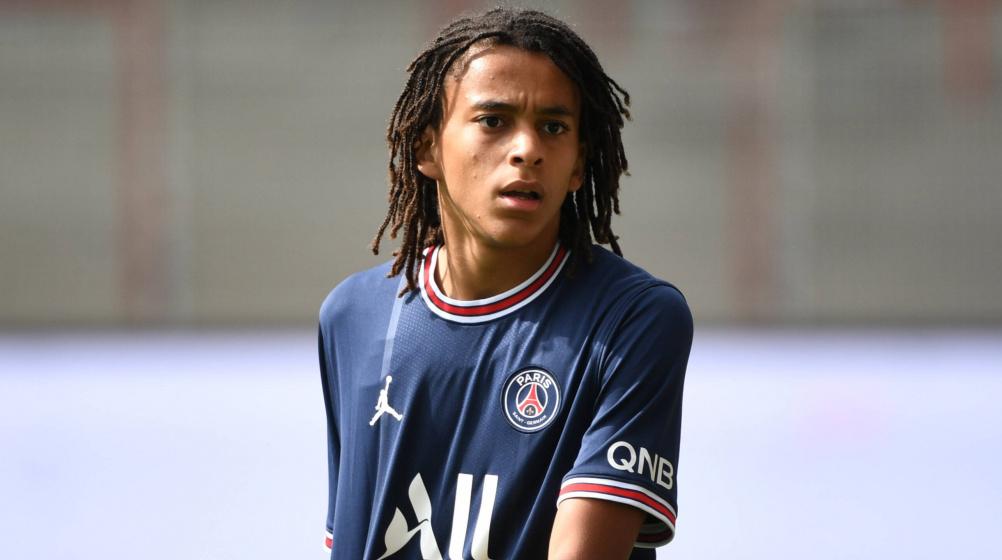 Mbappe nổi điên với PSG khi thấy em trai ruột khóc