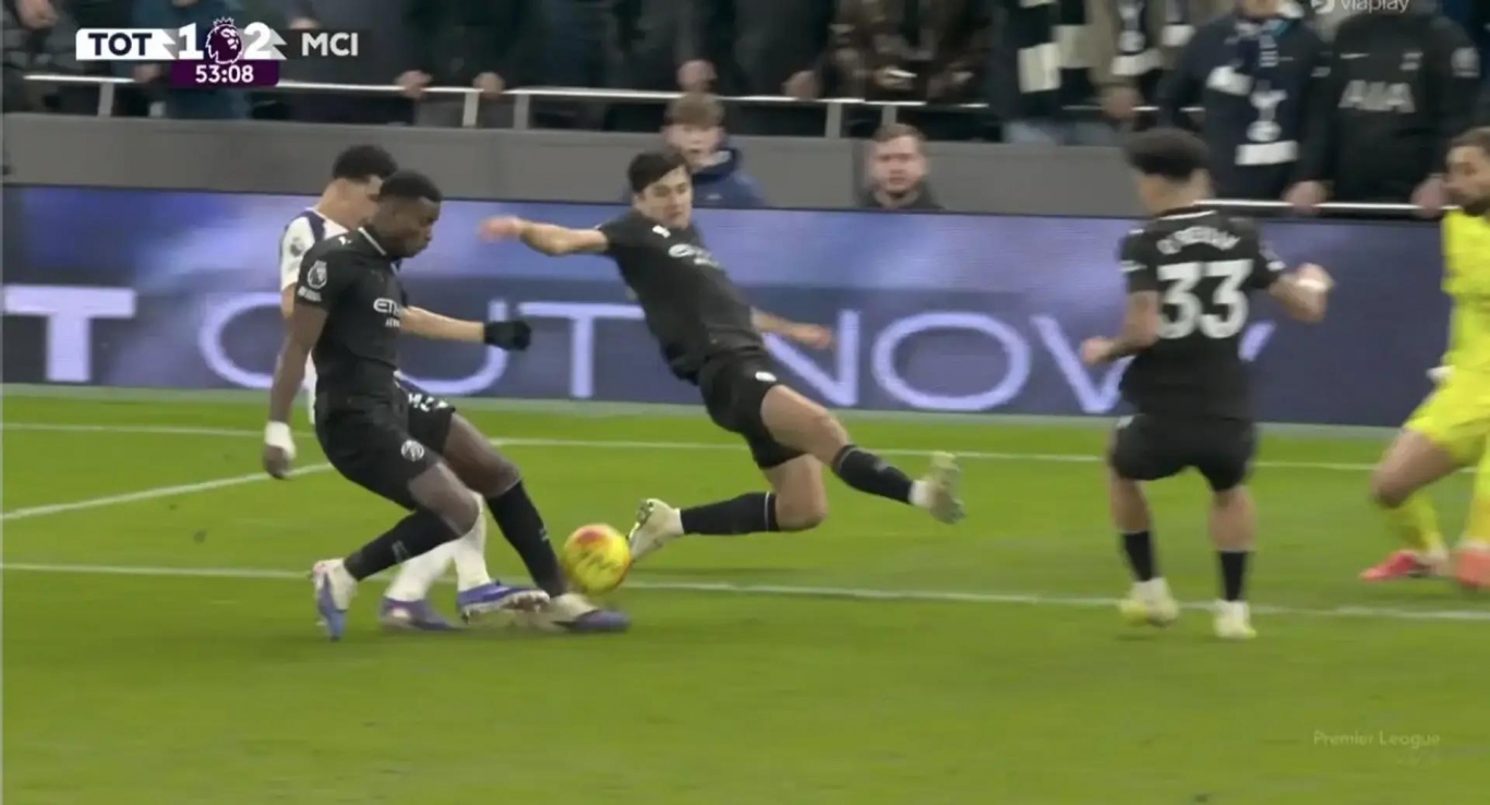 Rodri bị trừng phạt trước đại chiến Man City vs Real Madrid tại C1