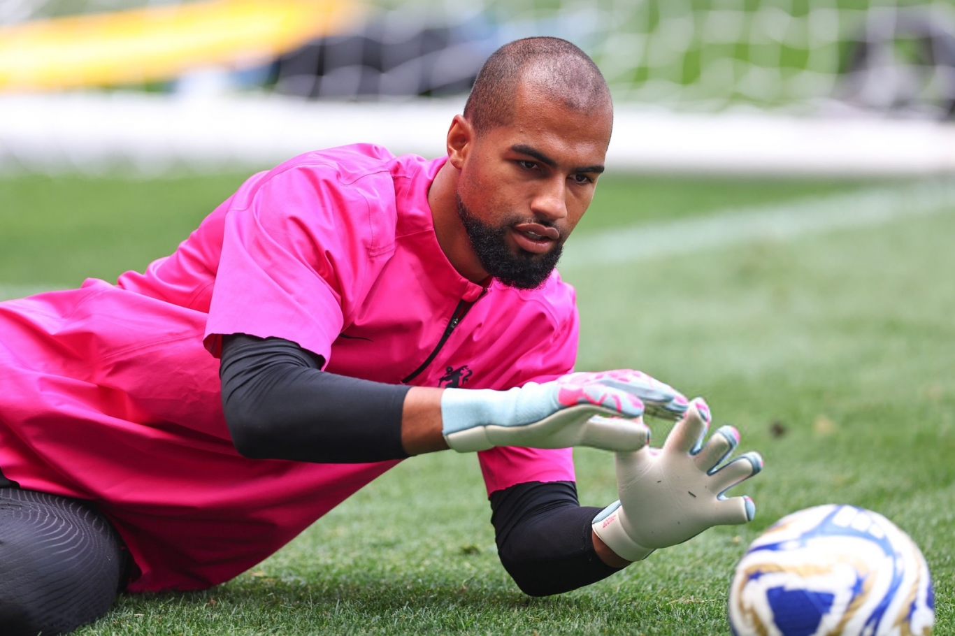 Chelsea sẽ không thể giành danh hiệu lớn nếu còn Robert Sanchez