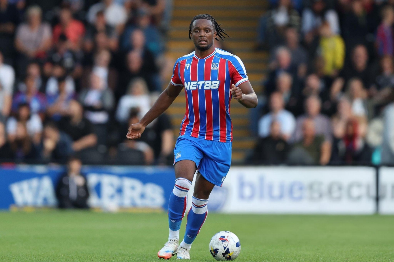 Nhận định Crawley vs Crystal Palace: ‘Đại bàng’ thị uy
