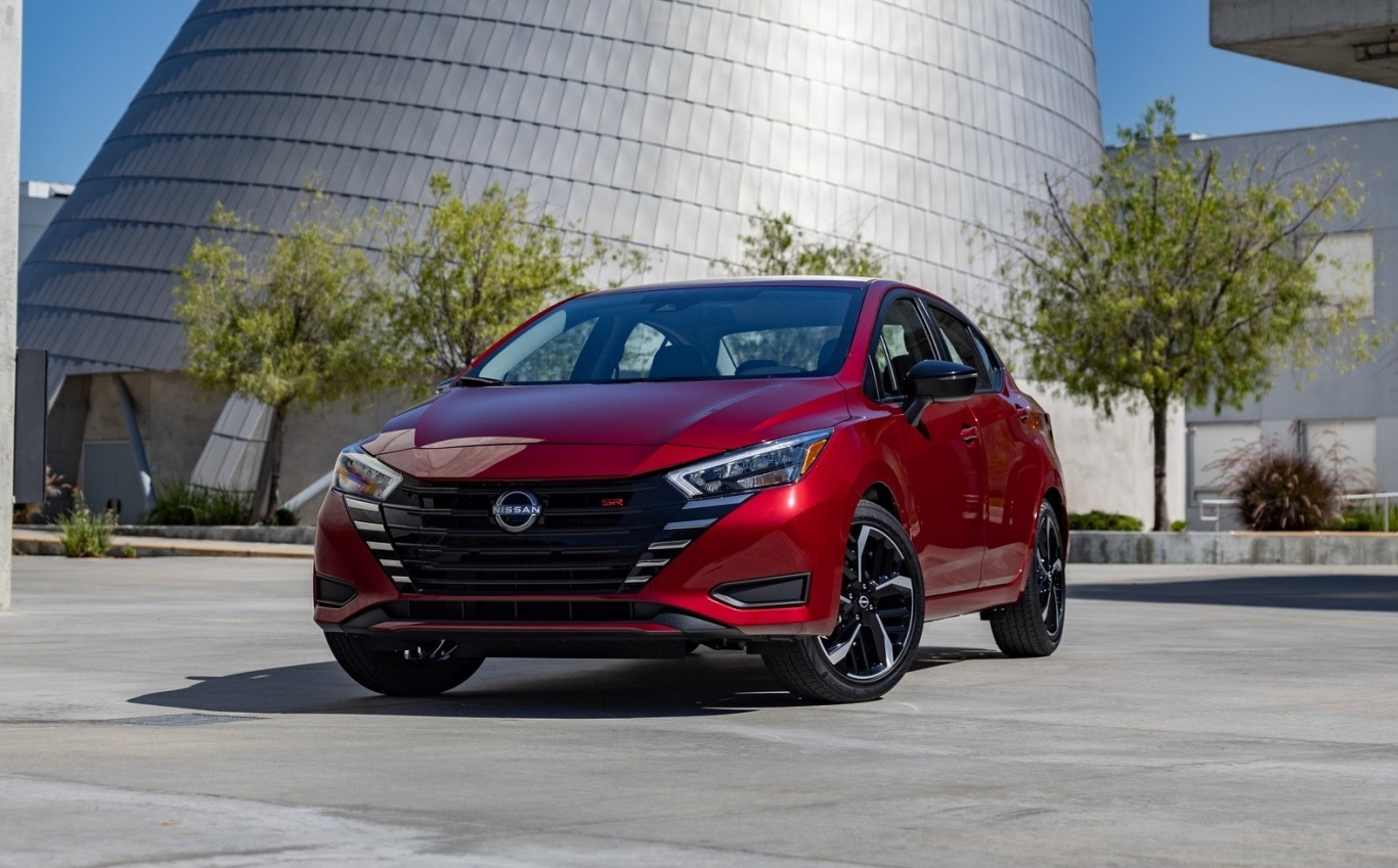 Nissan Almera 2023 trình làng với vẻ ngoài khác lạ, động cơ mạnh mẽ hơn ...