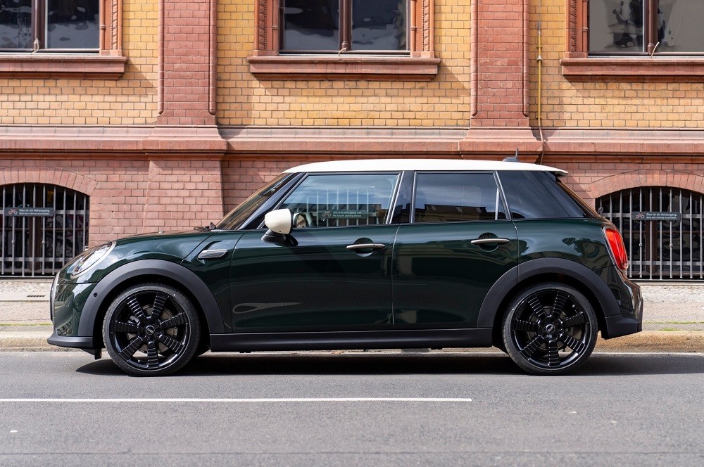MINI ra mắt mẫu xe Cooper phiên bản đặc biệt tại Việt Nam, giá bán gần ...