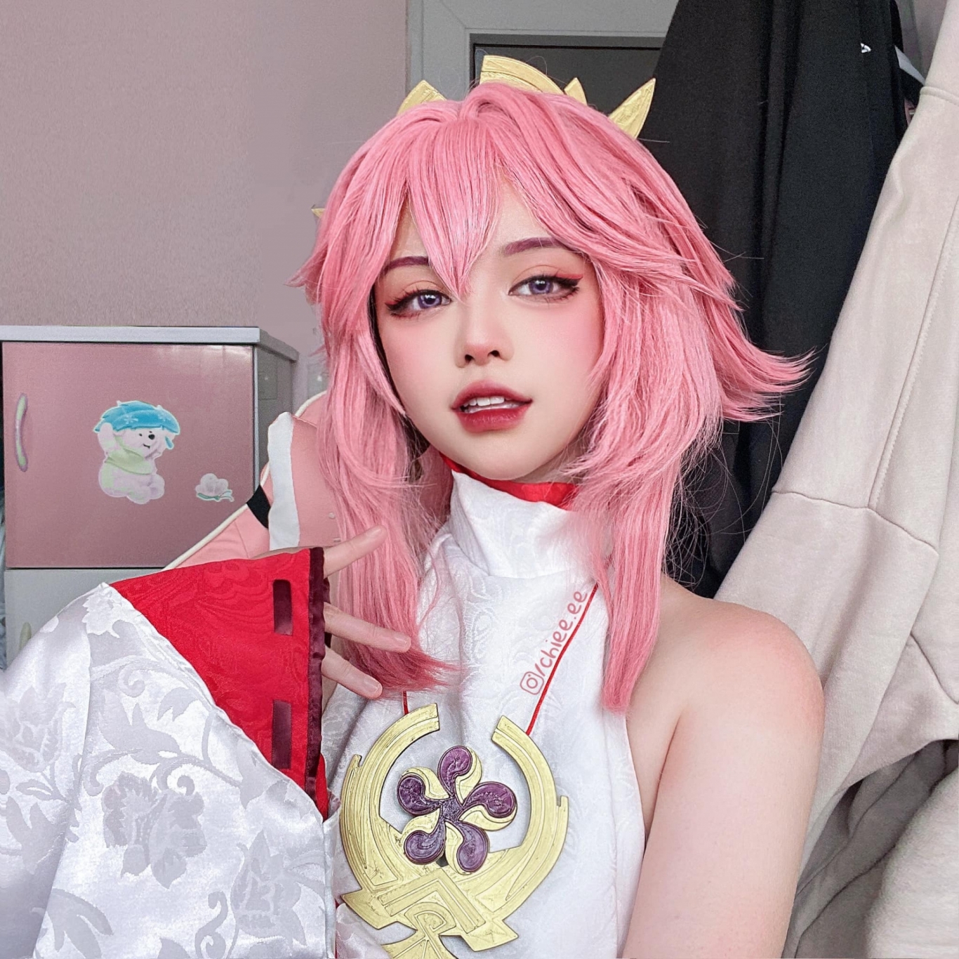 Nữ game thủ Genshin Impact Việt Nam cosplay Yae Miko