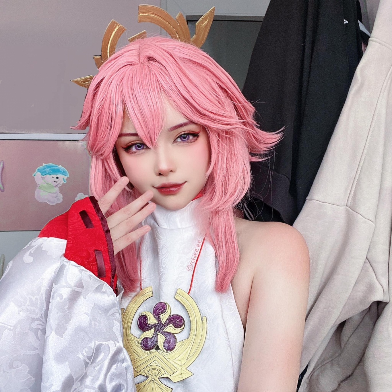 Nữ game thủ Genshin Impact Việt Nam cosplay Yae Miko