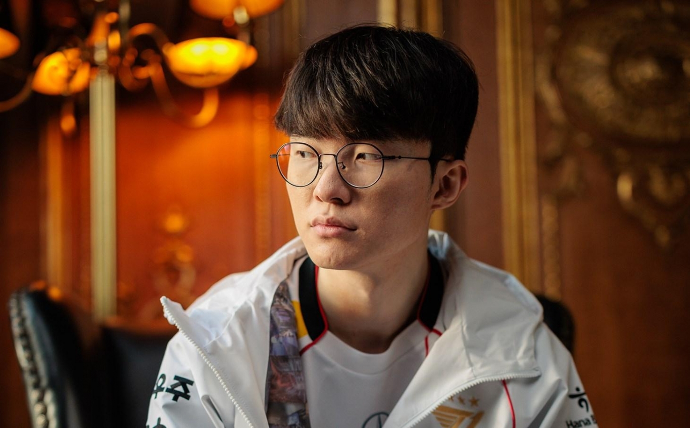 T1 vs TES: LPL Slayer chuẩn bị tái xuất?