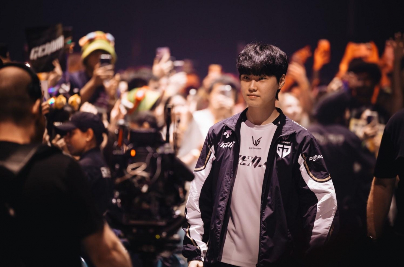 EWC 2025: GEN dập key của T1, Chovy nói gì?