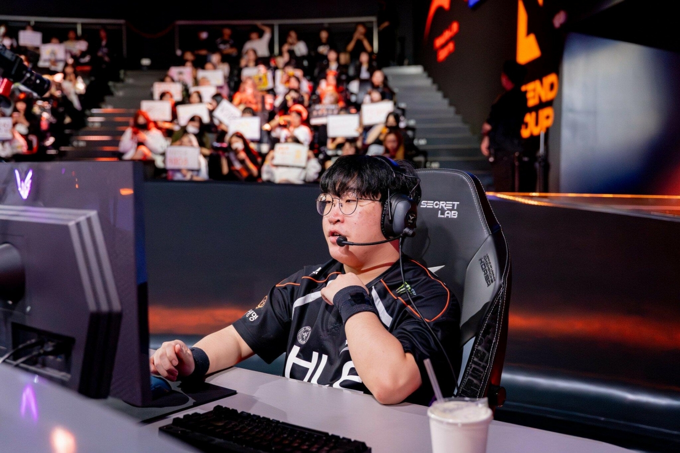 Delight chỉ thẳng bí quyết giúp HLE vùi dập T1