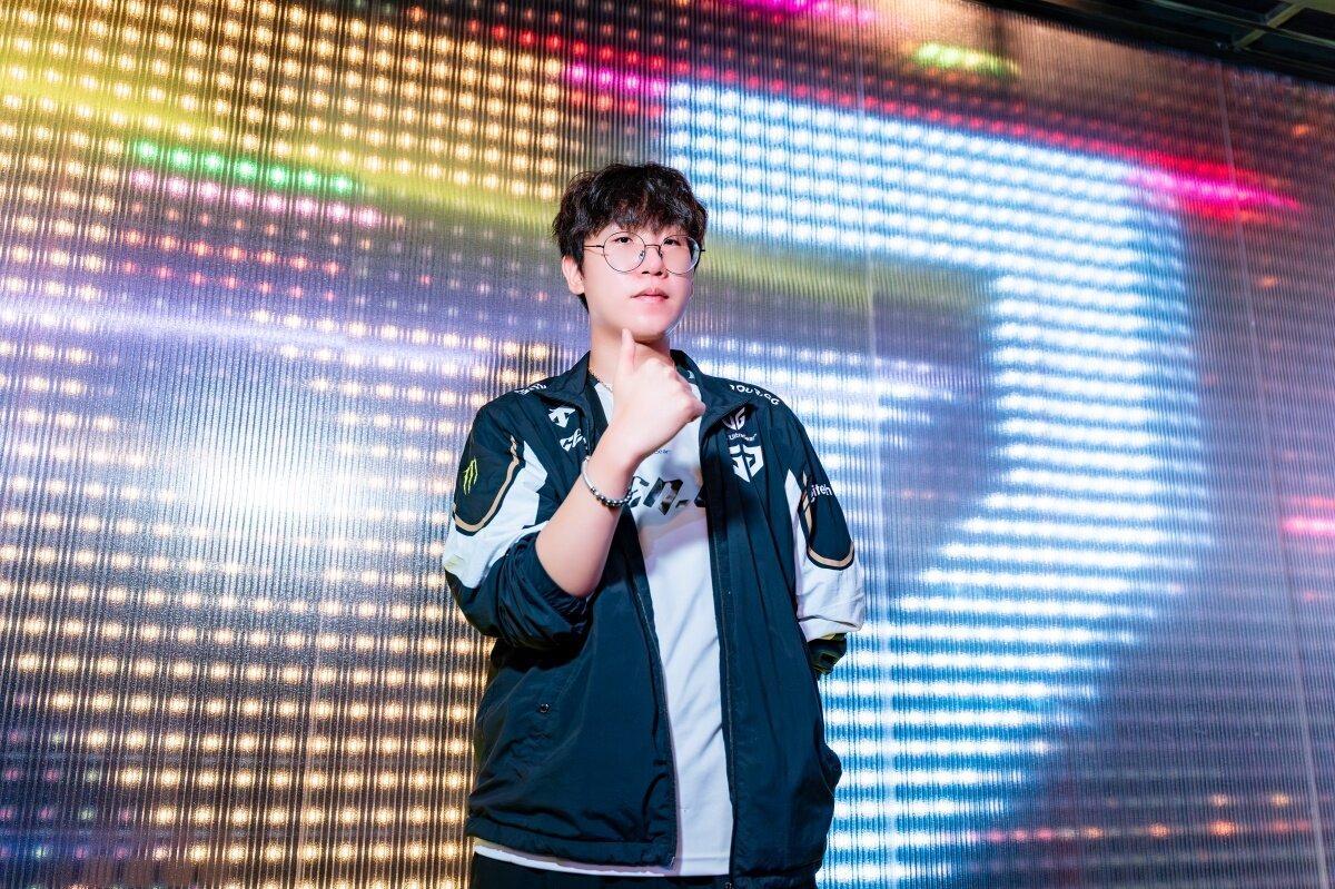 Thắng ngược T1, GEN Ruler tự tin tuyên bố một điều