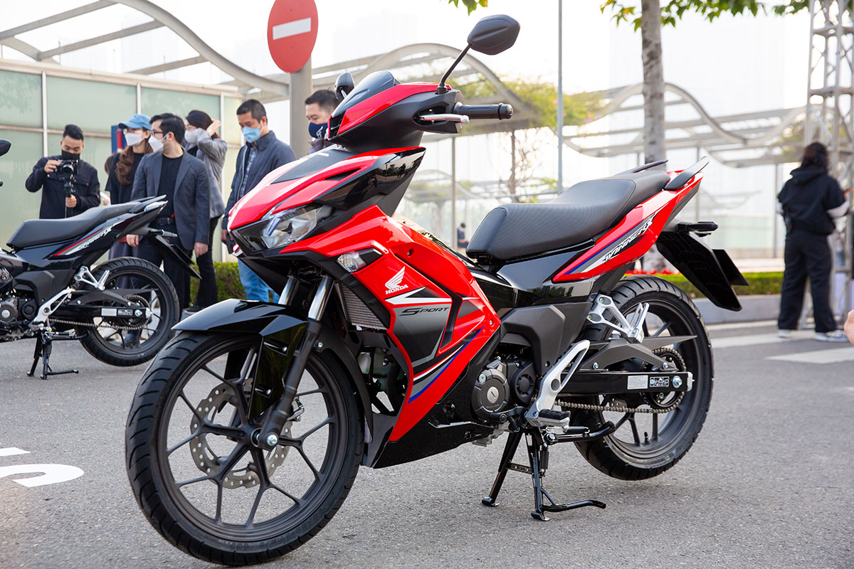 Cuối tháng 11, giá xe Honda Winner X giảm chỉ còn từ 31,5 triệu đồng