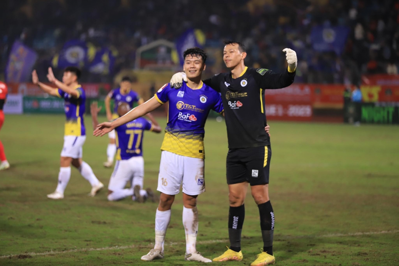 Hà Nội FC nhận tin dữ trước ngày đại chiến với HAGL