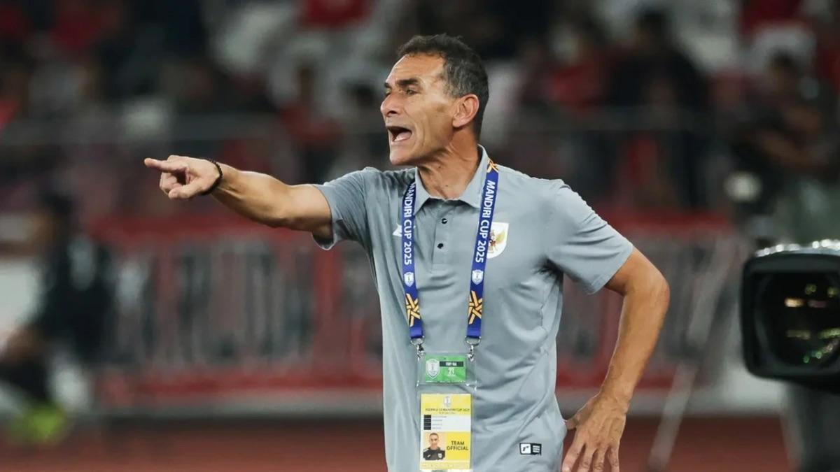 Chia tay HLV Hà Lan, Indonesia vẫn chưa thể chiến thắng