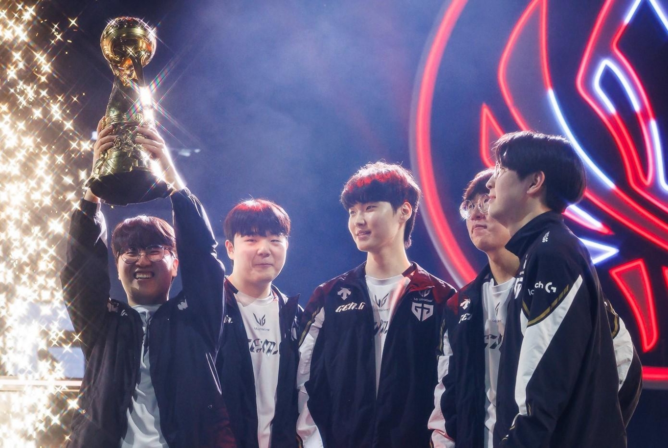 Không phải T1, đây mới là cái tên đe dọa tới chức vô địch CKTG của LPL theo cựu vương Imp