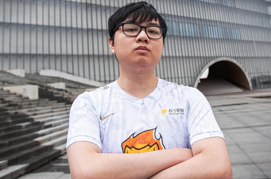 Người thân của SofM tung hint chuyện giải nghệ khiến cộng đồng VCS xôn xao