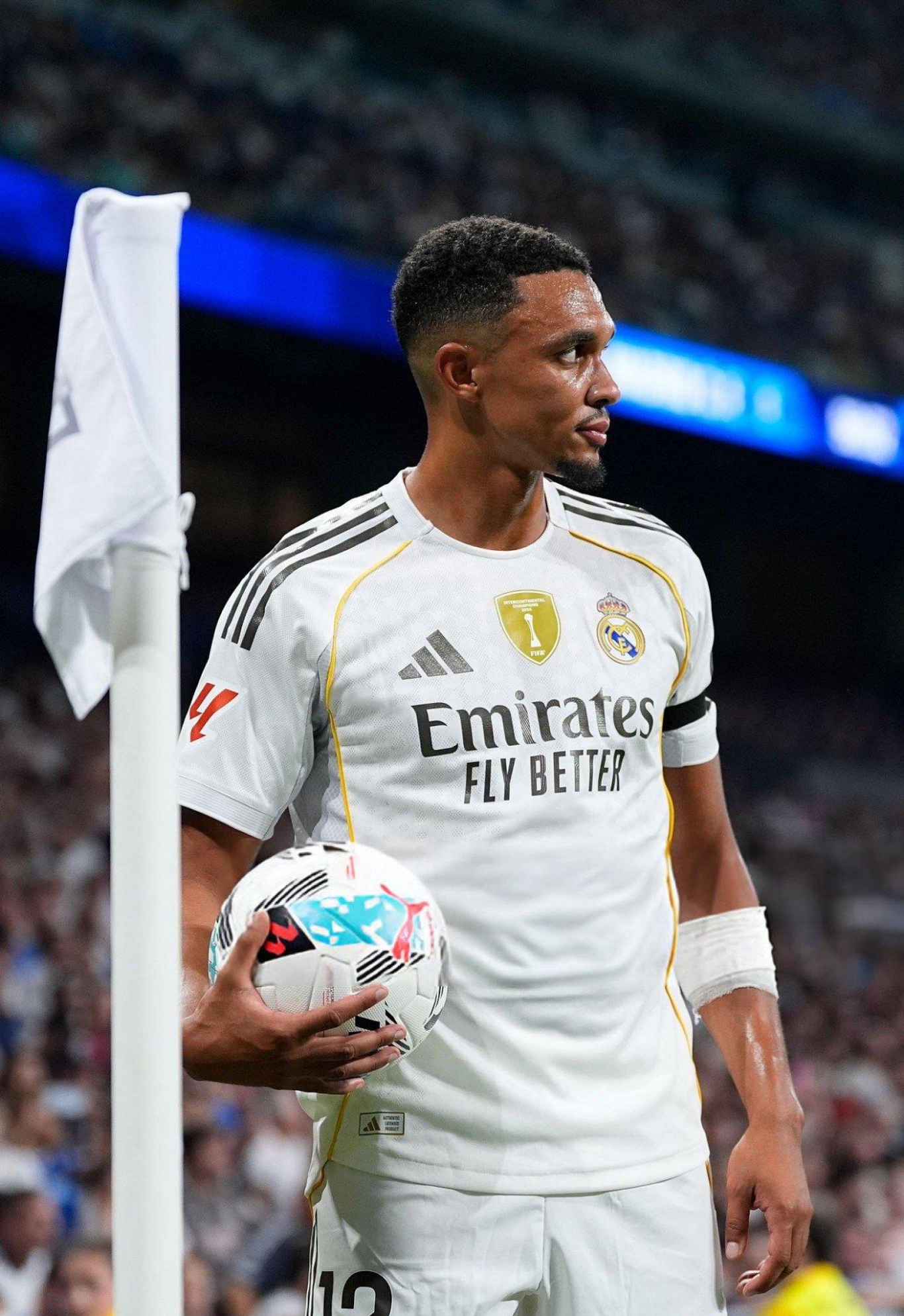 Alexander-Arnold chơi thế nào trong trận ra mắt La Liga?