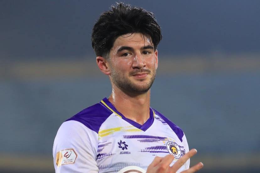 Trung vệ Việt kiều Mỹ có thể gia nhập Thể Công Viettel