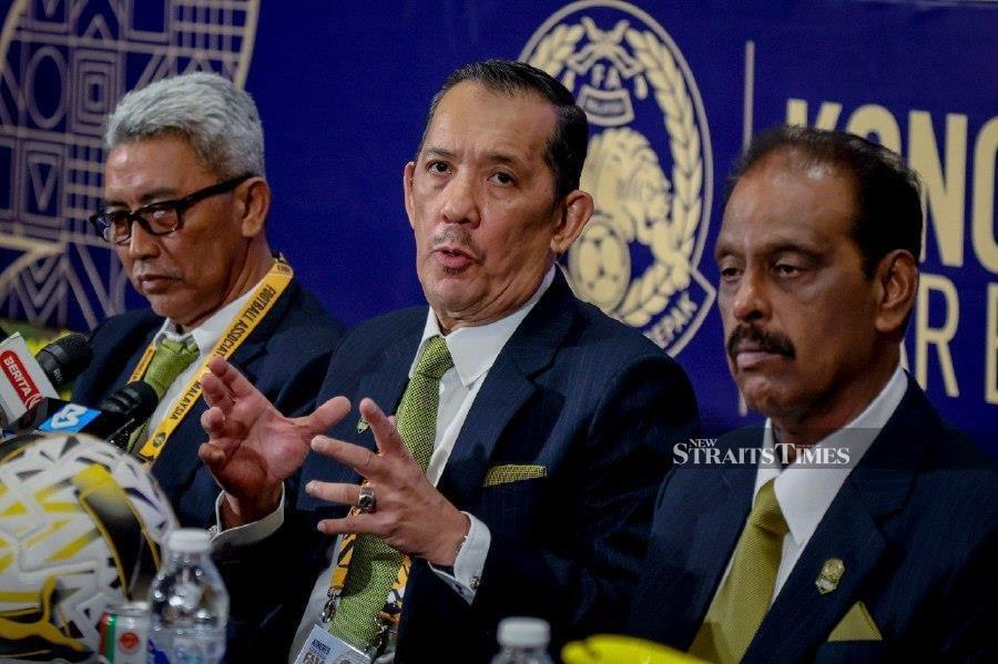 Chủ tịch LĐBĐ Malaysia lên tiếng về nghi vấn tịch cầu thủ bất hợp pháp