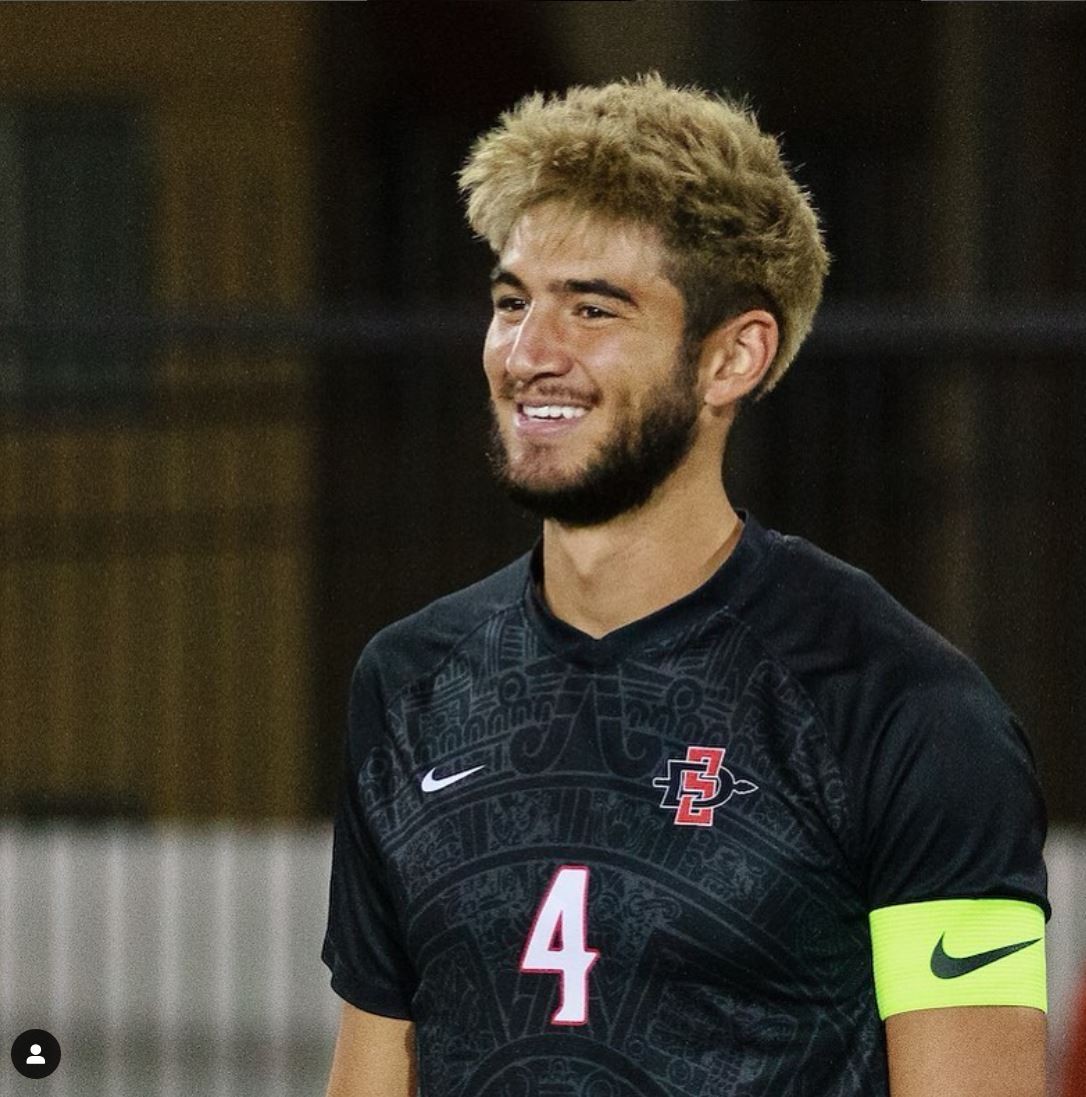 Ngôi sao Việt kiều mới toanh muốn nhập tịch Việt Nam cập bến V-League?