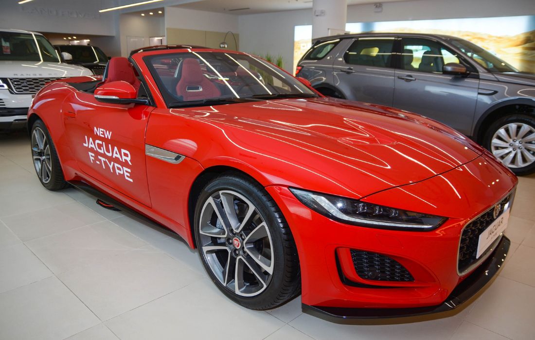 Top 6 xe mui trần hot nhất 2023 đang được bán tại Việt Nam