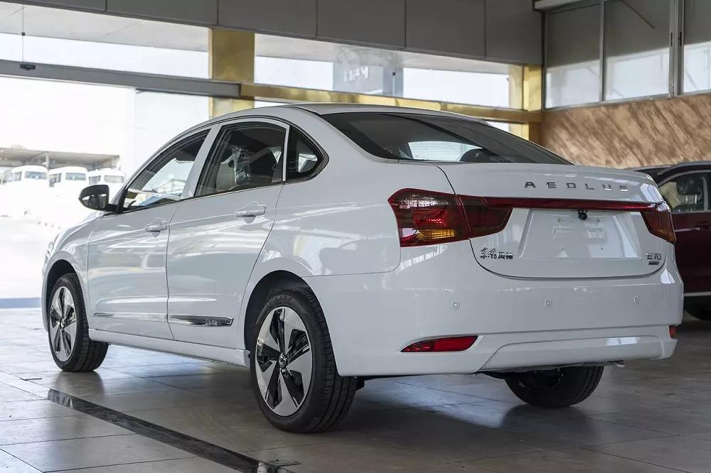 Chiêm ngưỡng xe điện giá rẻ Dongfeng E70 sắp về Việt Nam, cùng phân ...