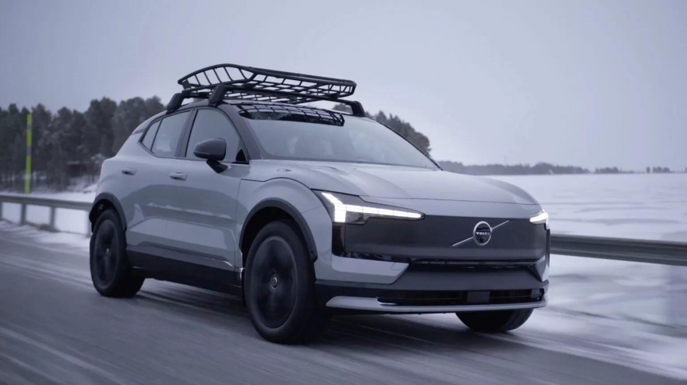 Volvo EX30 Cross Country trình làng: SUV điện off-road, chạy tối đa hơn 400 km/sạc