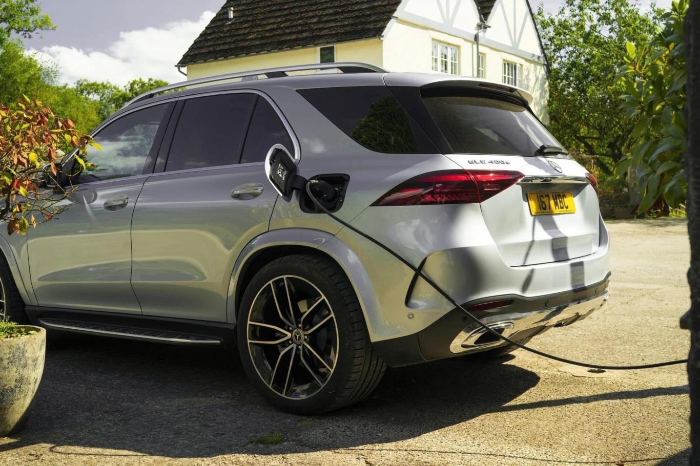 Mercedes-Benz GLE 400e PHEV được xác nhận sắp bán tại Việt Nam, có thể ...