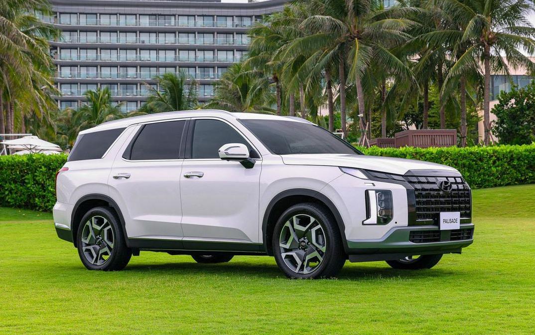 Volkswagen Teramont bản "Chủ tịch" tại Việt Nam có giá mới, cao gần gấp ...