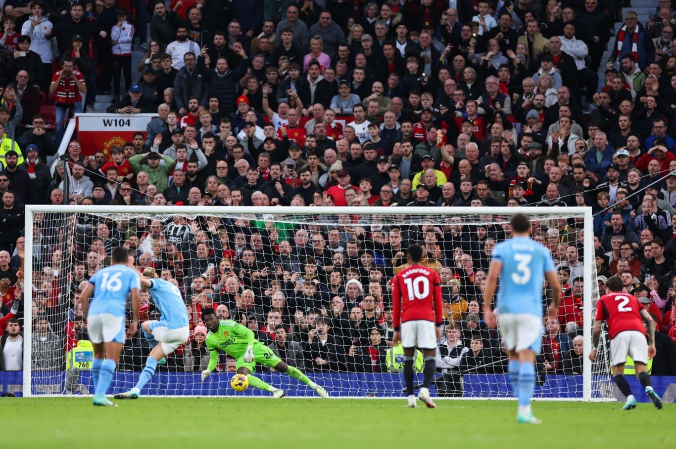 Kết quả MU vs Man City: Penalty tranh cãi, chiến thắng thuyết phục