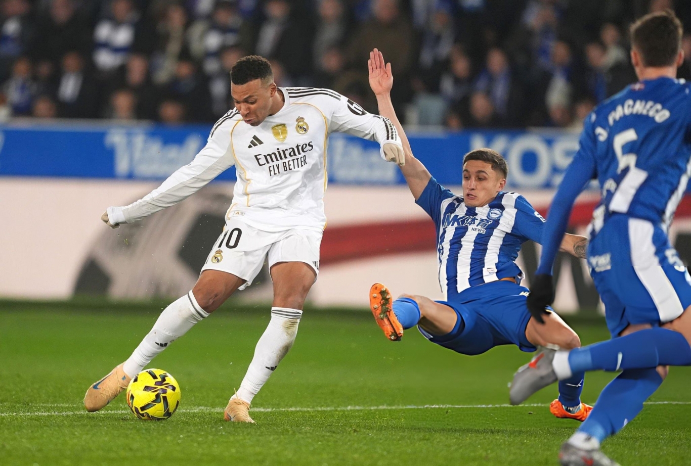 Kết quả - tỷ số Alaves vs Real Madrid: Tìm lại niềm vui