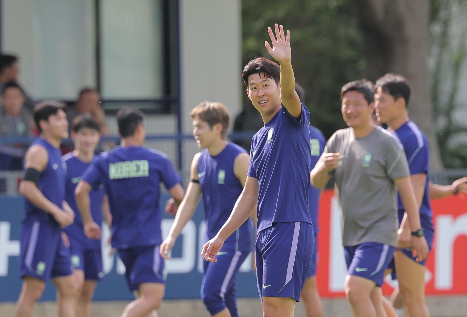Son Heung-min lập cột mốc lịch sử, sánh ngang huyền thoại Hàn Quốc