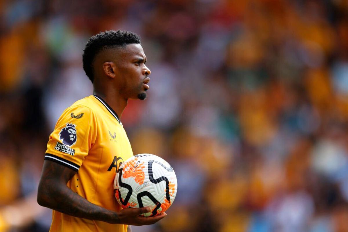 Đã có Dalot và Wan Bissaka, MU vẫn chốt thêm hậu vệ phải làm fan ngán ngẩm