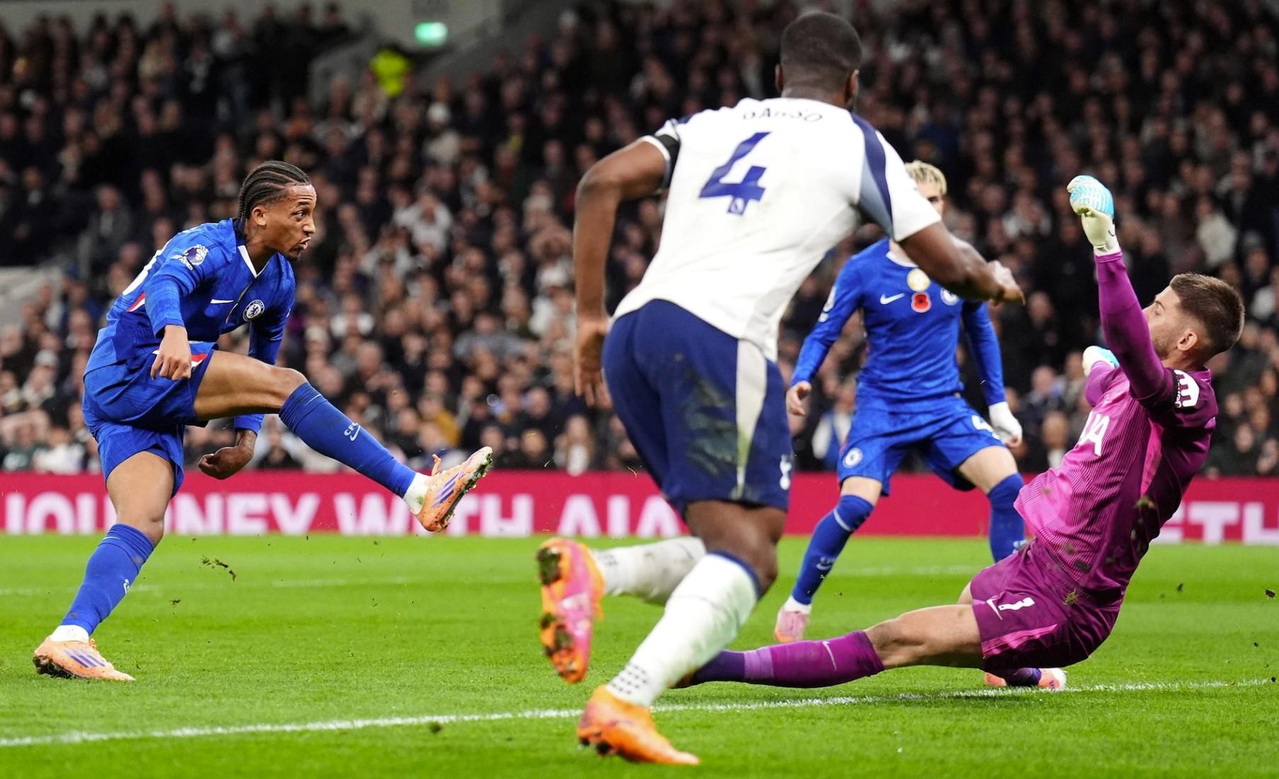 Kết quả - tỷ số Tottenham vs Chelsea: The Blues vào top 4
