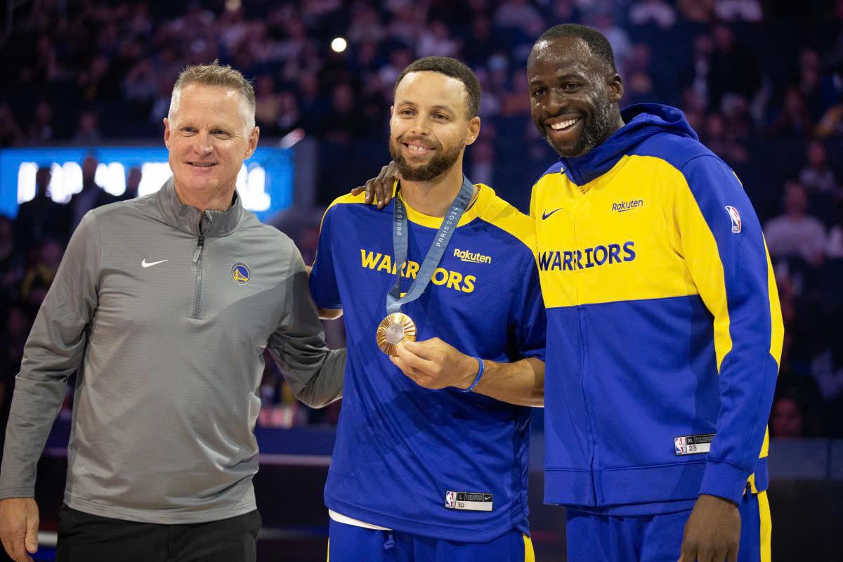 Stephen Curry và Draymond Green dính chấn thương