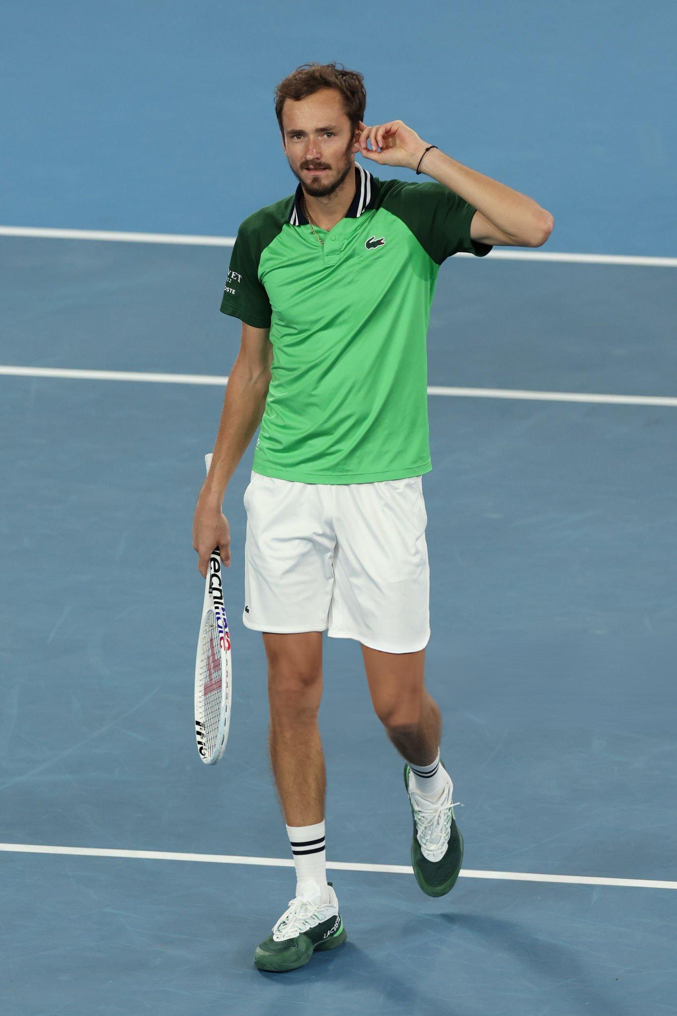 Lội ngược dòng không tưởng, Daniil Medvedev lọt vào trận chung kết ...