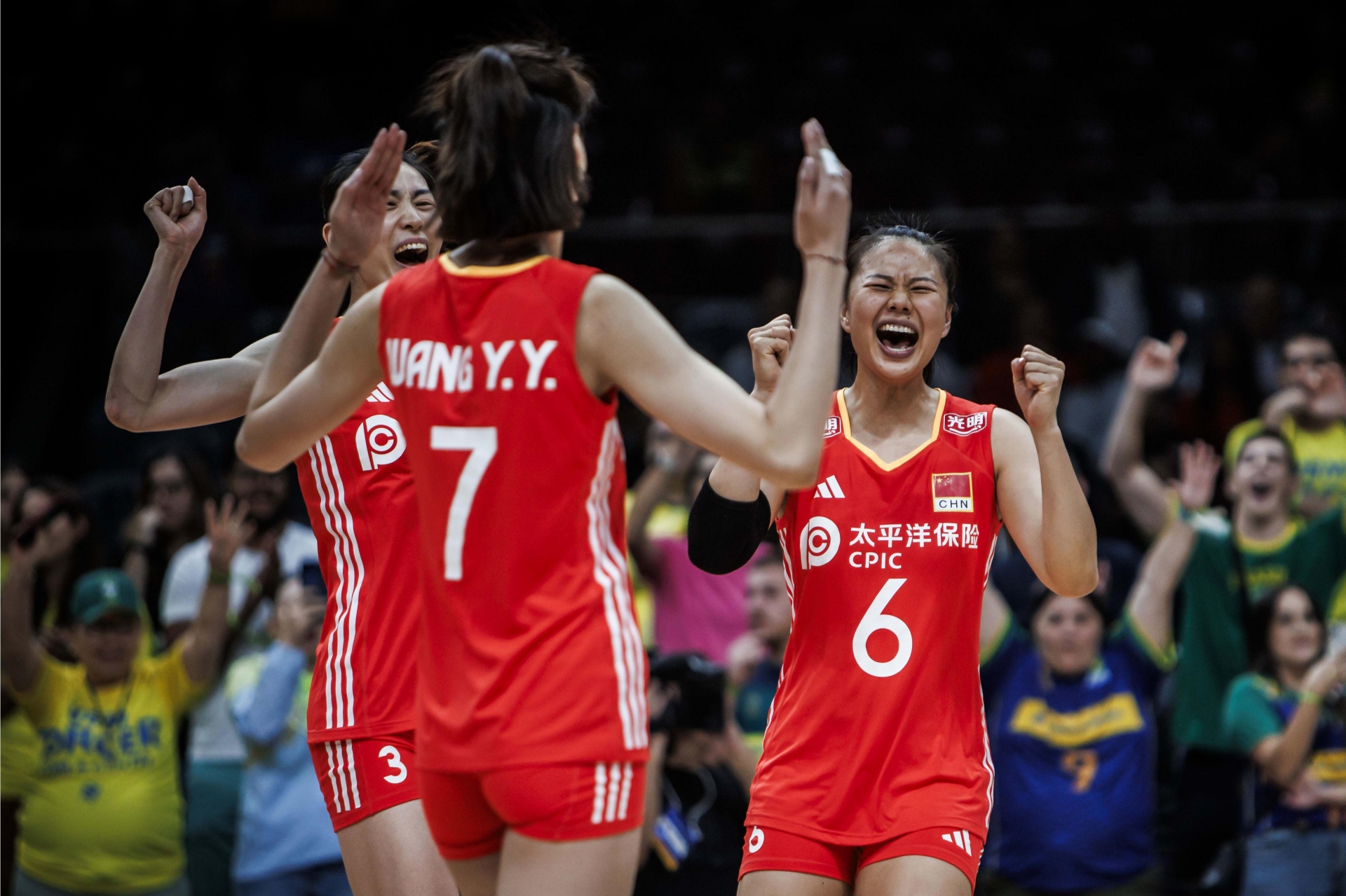 Wang Yuanyuan bật chế độ "Nữ hoàng block", bóng chuyền nữ Trung Quốc hạ ...