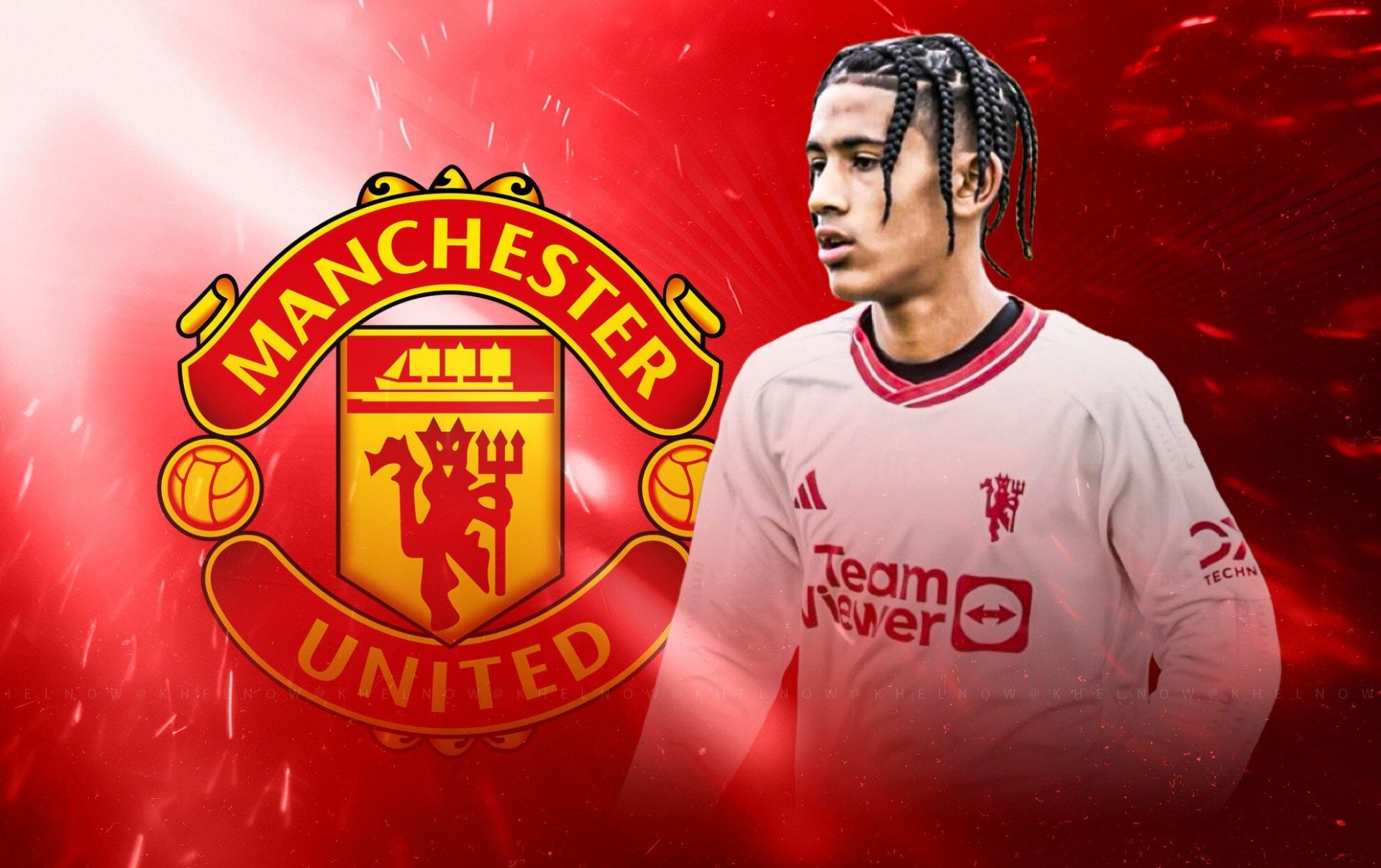 Thần đồng MU là 'người thừa kế ngai vàng của Ronaldo'