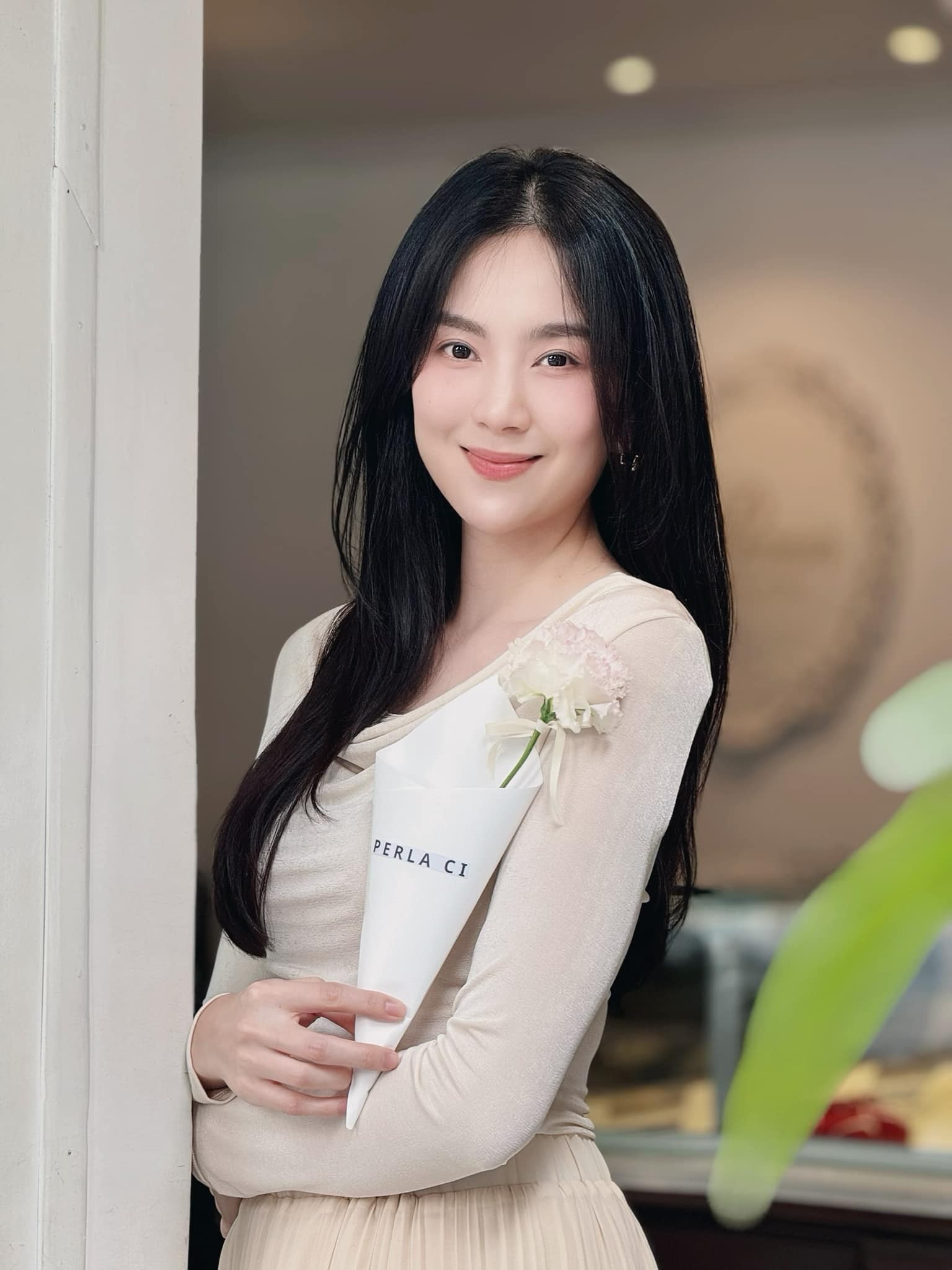 Mai Ngọc xinh đẹp sang chảnh cỡ nào trước khi ly hồn chồng, vén màn cuộc sống 'MC đẹp nhất VTV'?