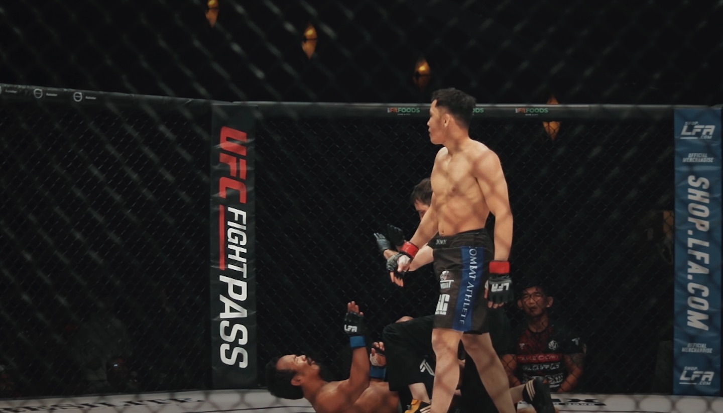 Quang Lê tham gia chương trình tuyển chọn võ sĩ của UFC vào tháng 9