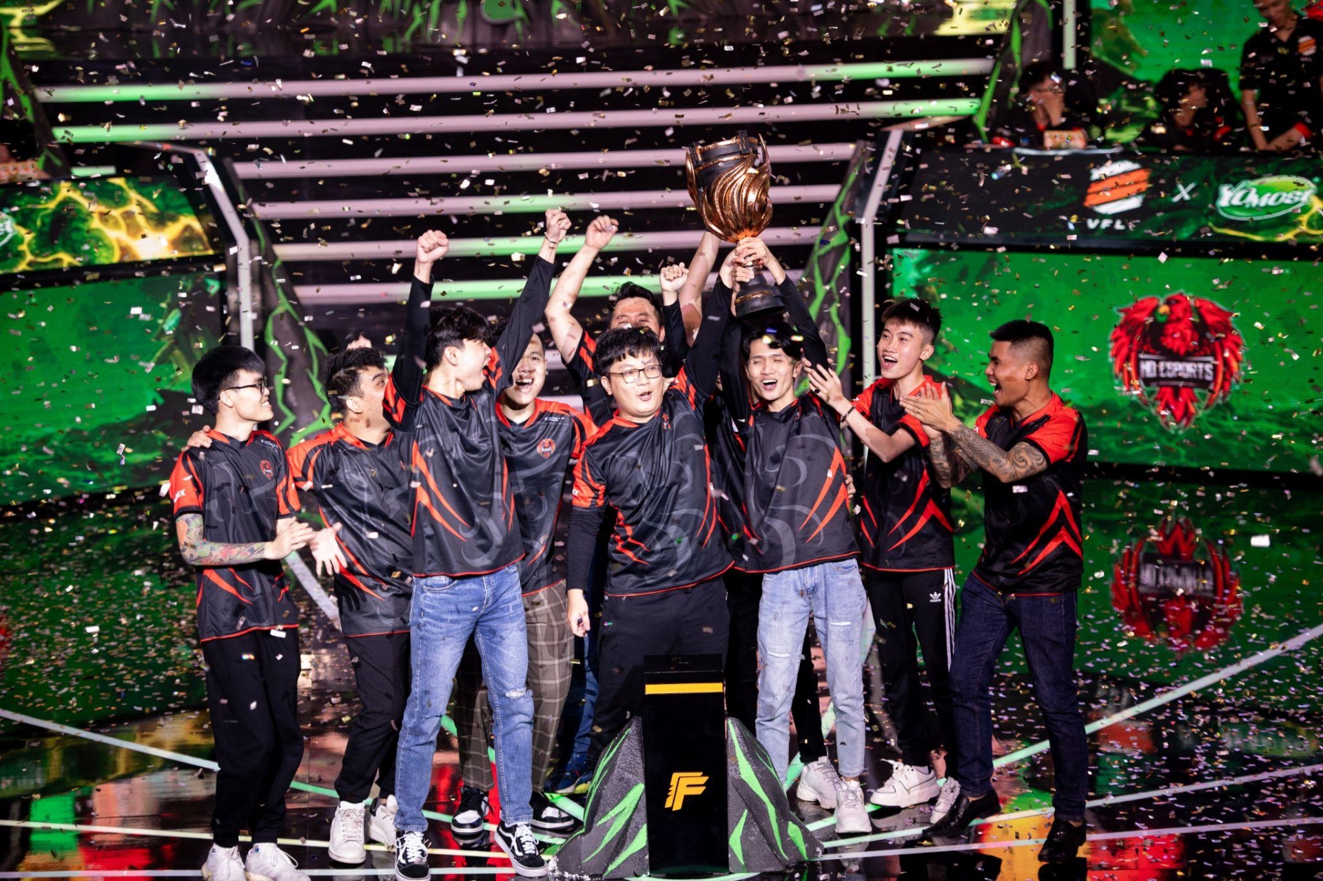 Ma Gaming và HQ Esports vô địch giải đấu Free Fire Việt Nam