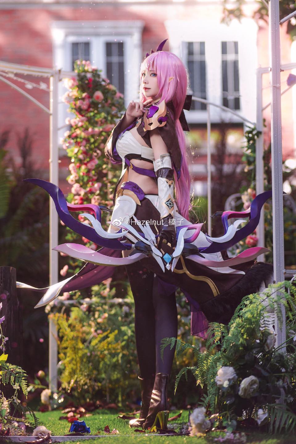Ngắm Màn Cosplay Elysia Trong Honkai Impact Cực Kỳ Mãn Nhãn