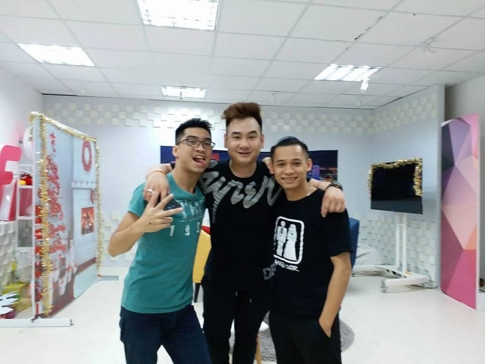 Xemesis là ai? Tiểu sử nam streamer giàu nhất Việt Nam