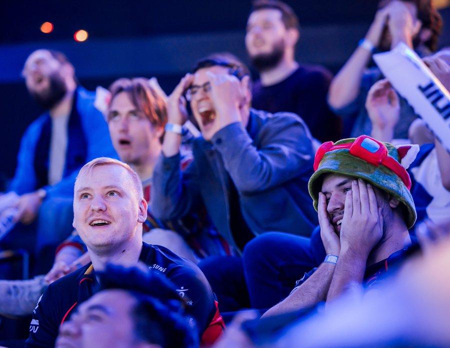 T1 vs TES: LPL Slayer chuẩn bị tái xuất?