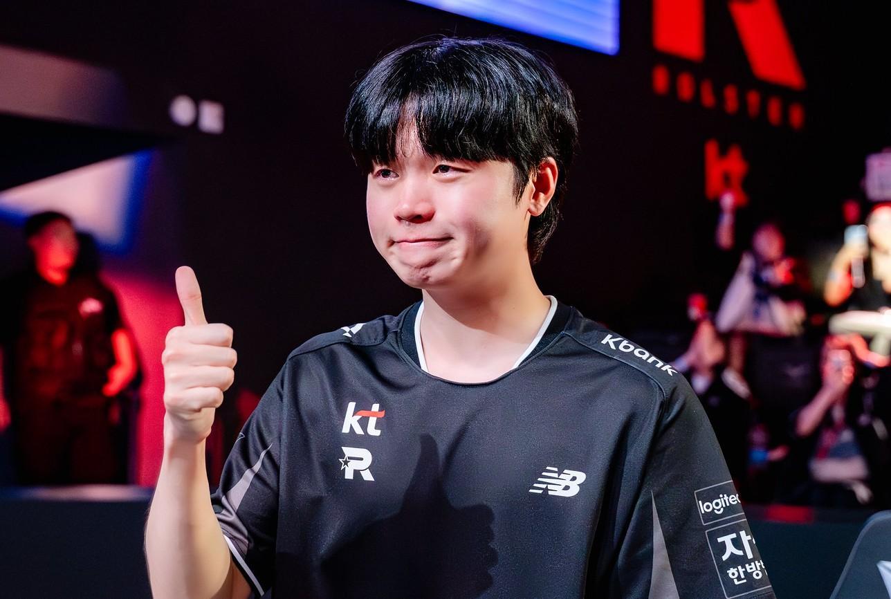 KT Bdd chia sẻ lý do rơi lệ sau trận thắng GEN