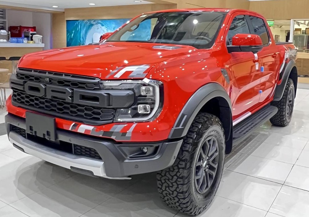 Đại lý nhận cọc Ford Ranger Raptor 2023, hé lộ thời điểm ra mắt tại ...