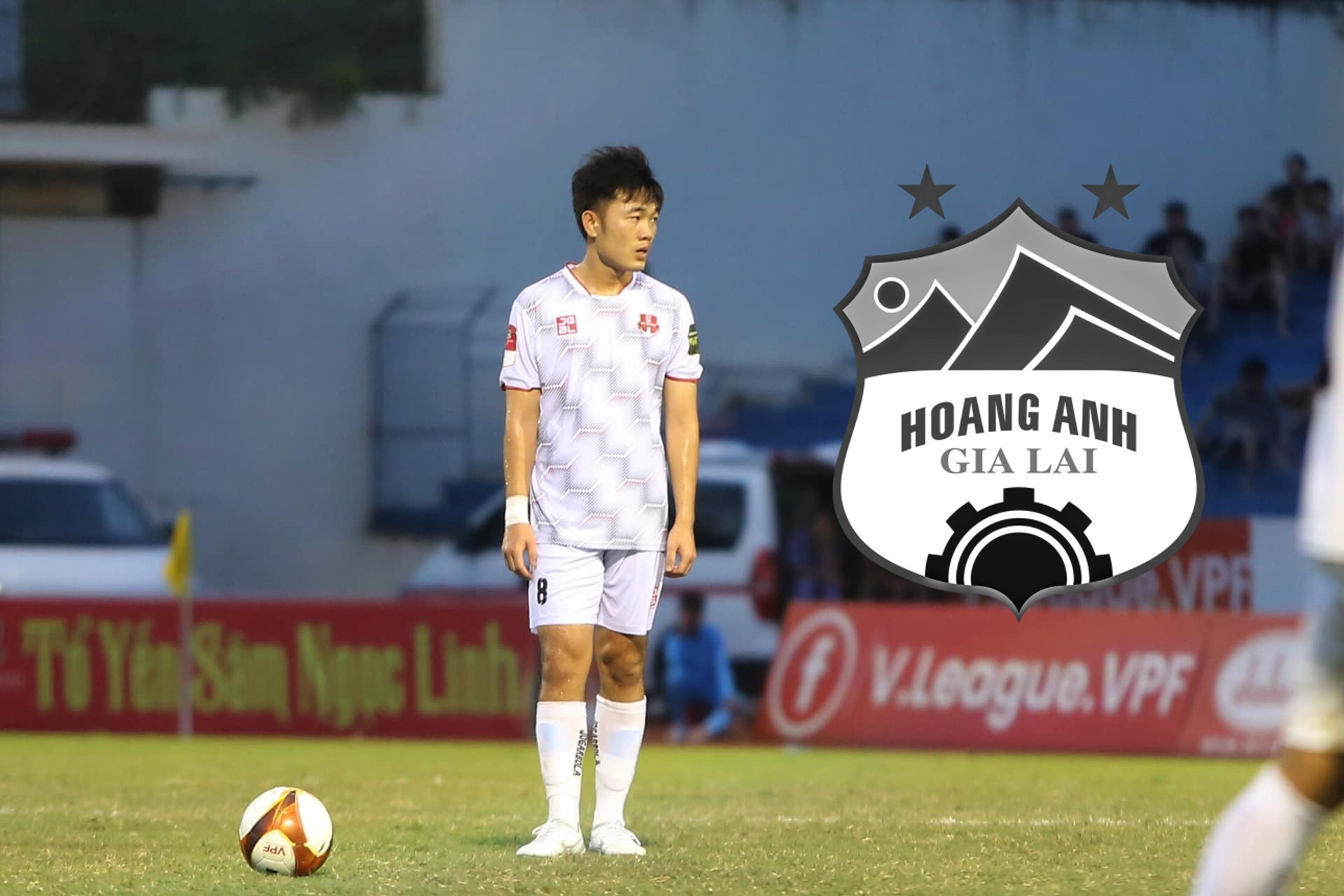 Xuân Trường viết tâm thư xúc động rơi nước mắt đến 3 nạn nhân HAGL