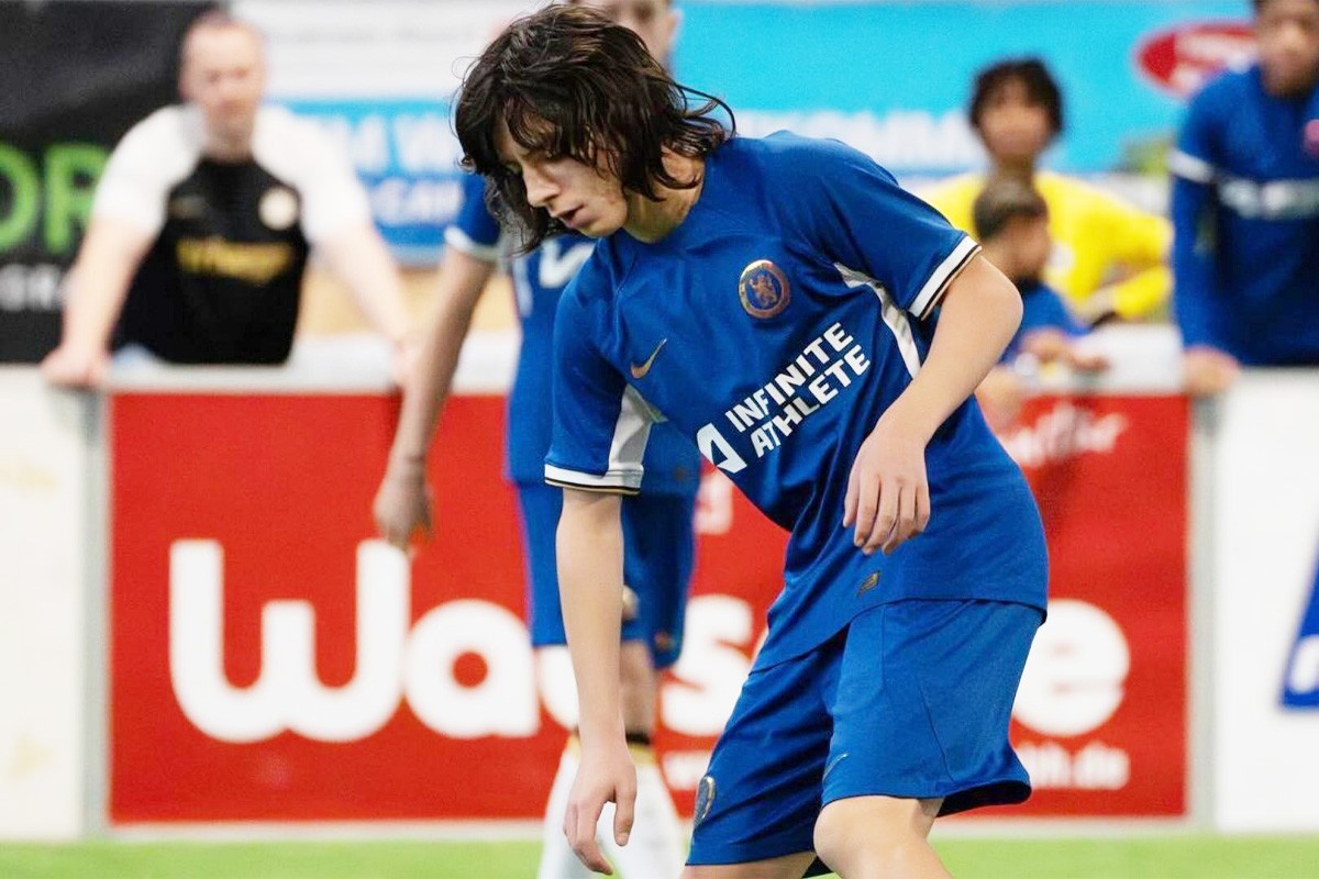 Fan Chelsea phát sốt với tài năng sánh ngang Yamal, Endrick